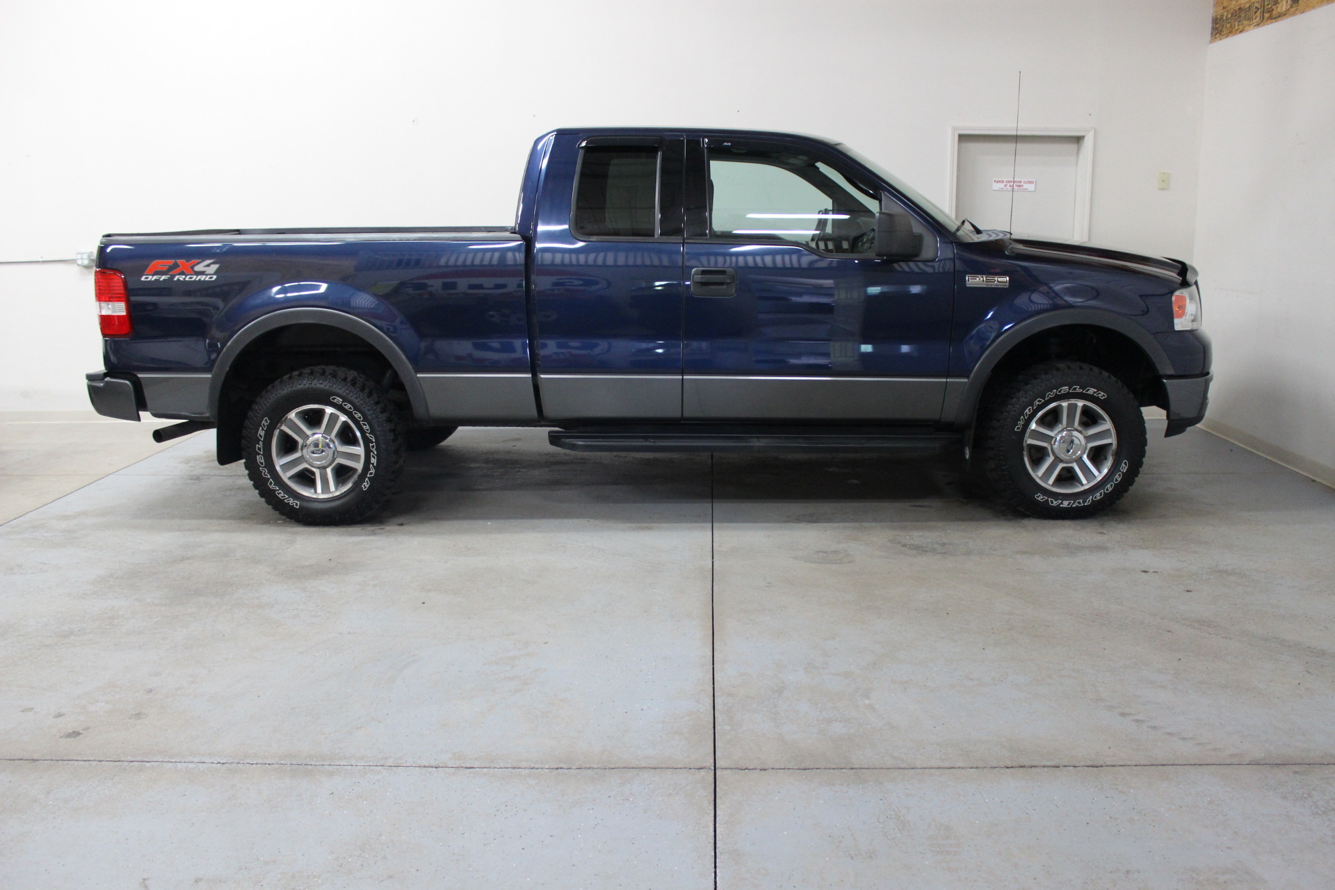 2004 Ford F-150 FX4 - Biscayne Auto Sales | Pre-owned Dealership ...